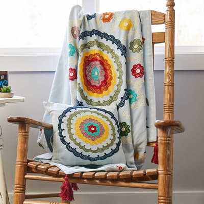 Quilts and Bedding - Cracker Barrel Old Country Store