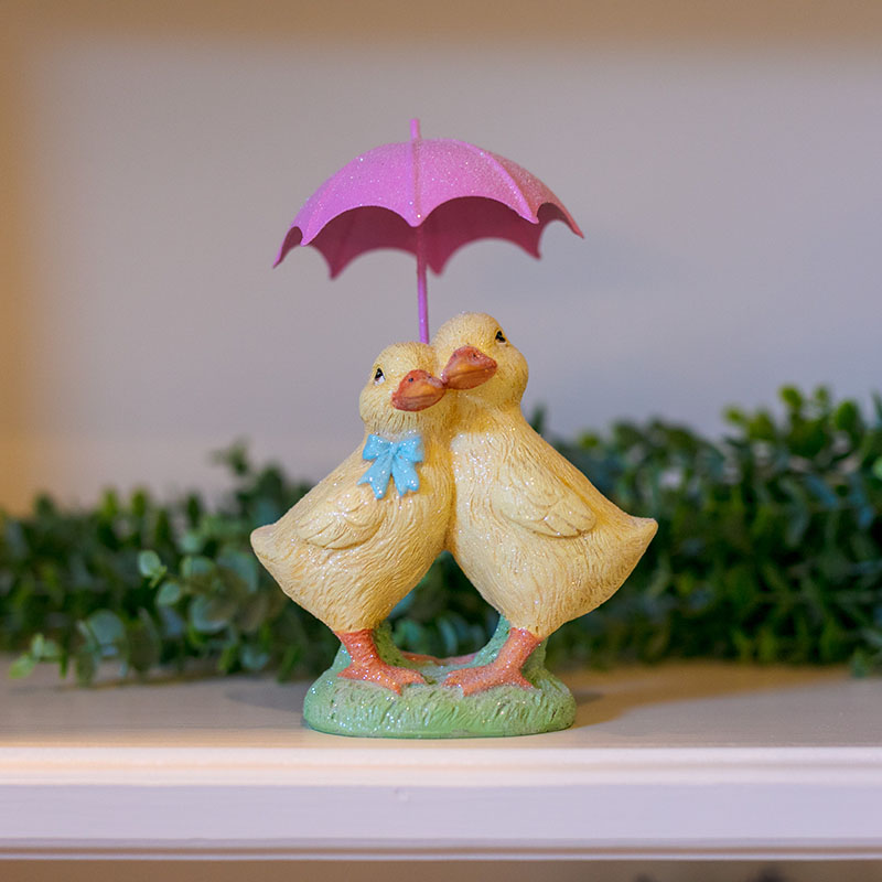 Ducks with Umbrella Figurine - Cracker Barrel